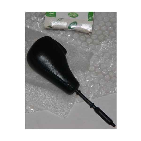 商品名:  EuroActive Land Rover Brand OEM Discovery 2 1999-2004 Genuine Black Leather Shift Knob Newブランド: EuroActive重量: 227g...