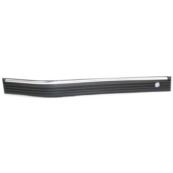 商品名:  Garage-Pro Front Bumper Trim for GMC C/K FULL SIZE P/U 1988-2002 RH Impact Strip Plastic Chrome 2-Piece Typeブランド: ...