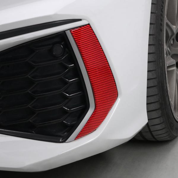 商品名: BETTERHUMZ 車のフロントリアバンパーストリップステッカー Audi A3 8Y S3 RS3 Sportback 2021-2025 カーボンファイバーフロントフォグランプフレームカバーデコートリムチューニングアクセサリ...