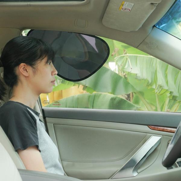 商品名: TFY(ティファイ) 車用サイドウィンドウサンシェード - 静電気でくっつくダーク透明フィルム 低角度の日光 紫外線カット 熱軽減 簡単取り付け &amp; 取り外し可能なサンバイザー ドライバーと助手席用 2個 TFY Car ...