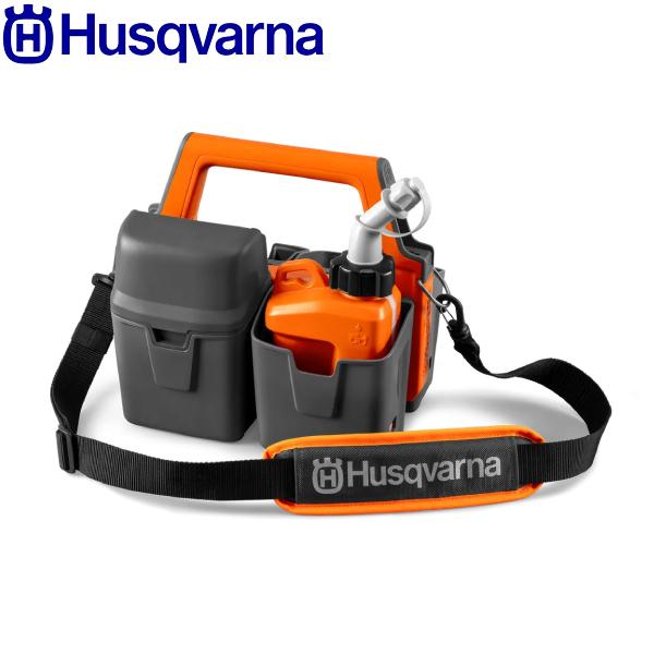 ▼Husqvarna BLi-X 36 V バッテリー、ツール、オイル用の保護キャリーケースHusqvarna バッテリーケース（チェンソー用）です。ショルダーストラップ付きで持ち運びが簡単。最大4個のBLi-X 36Vバッテリーを収納でき...