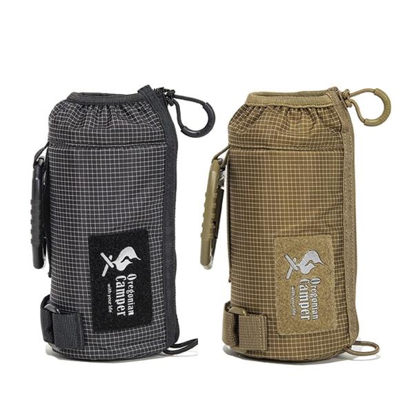 ▼300デニールリップストップポリエステルを使用した、ペットボトルホルダーです。 標準装備のタクティカルカラビナと面ファスナーでバックパック等に取り付けも可能。カラビナは引っ掛けるだけでなく、ベルトに通しても使用でき、使い方の幅を広げてくれ...