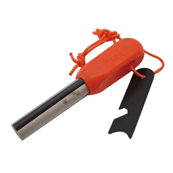 ▼過酷な状況でもこの1本があれば確実に着火することができるファイヤースターター。スクレーパーでマグネシウムを削り約3,000℃の火花で着火することが出来ます。着火用のティンダーはマグネシウムを採用していることで、より高温で燃焼し着火しやすく...