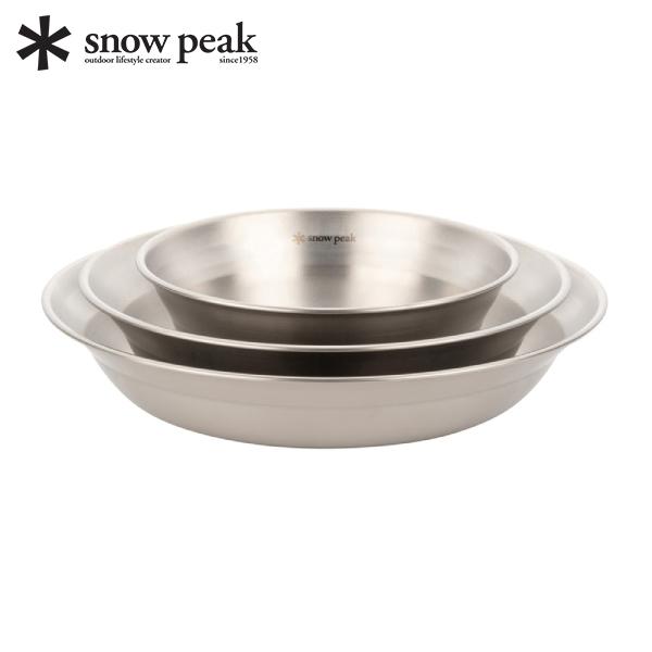スノーピーク テーブルウェアセットL [ TW-021 ]サイズの異なる4 種の食器をオールインワン収納できるテーブルウェアセットです。素材に0.4mm 厚18-8 ステンレスを採用し、薄く軽量ながら丈夫で錆にくい特徴を持ちます。各サイズ同...