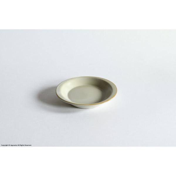 独特の色合いと形状が魅力の「Duetto（デュエット）」シリーズ。用途に合わせて選べる5サイズの皿には深さがあり、両サイドのリムが広がった持ちやすい形状になっています。形状だけでなく釉薬にもこだわりを感じるデュエットシリーズは、同じ形のホワ...