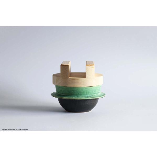 サイズ / 1合羽釜本体: 170"diam (200"OD) × 100"H mm木フタ: 185"diam × 75"H mm総重量: 1490 g材質：陶器（釜本体）, 木（蓋）その他：木フタ付き使用範囲：直火