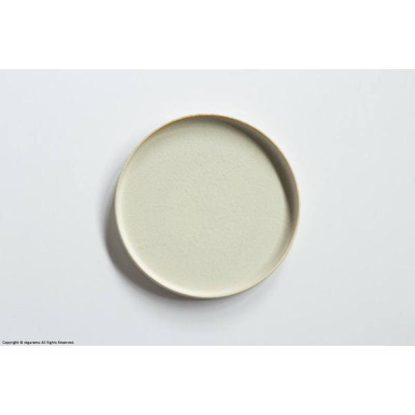 サイズ200"diam × 16"H mm重量: 350 g材質磁器 使用範囲レンジ , 食洗機