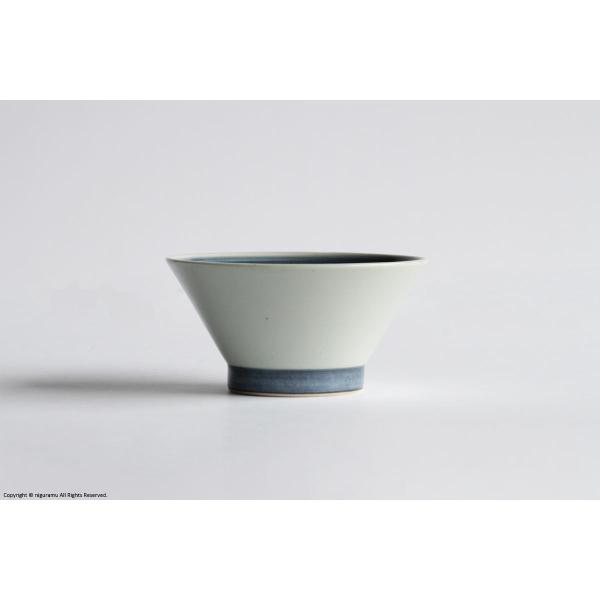 サイズ125"diam ×65"H mm重量: 210 g材質磁器 使用範囲レンジ , 食洗機