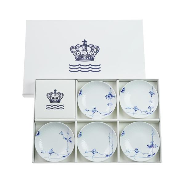 西洋とアジアの食文化ブルーパルメッテは2004年に誕生したロングセラーシリーズ。料理を大皿から取り分けるアジアの食文化をイメージしてデザインされ、 機能的で和洋折衷の料理に調和する完成された器です。絵柄はブルーフルーテッドのモチーフがアレン...