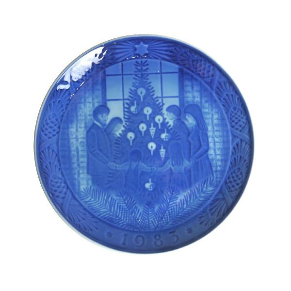 ◆素材 磁器（Porcelain）◆生産国 デンマーク（Made in Danmark）◆直径 約18cm◆高さ 約2.5cm◆ブランドBOXは付属しておりません。本商品は製造から長期間が経過している商品となります。（30年〜100年ヴィン...