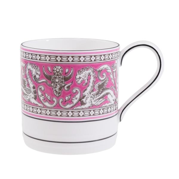 フロレンティーンシリーズ発売150周年を記念したカラーバリエーションの「フューシャ」。ダイナミックでポップなフューシャピンクが個性的で遊び心のあるハイセンスなテーブルを演出します。フロレンティーンは数あるシリーズの中でも19世紀後半から続く...