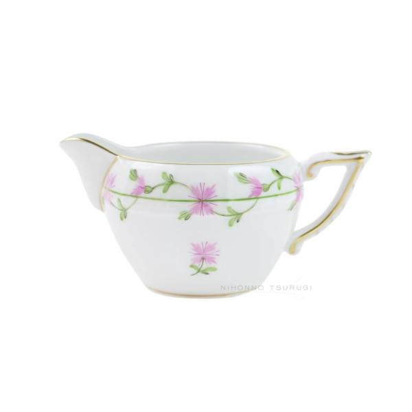 ピンクの小花のガーランドガーランドとは花飾りの意味。愛らしいピンク色の小花が花飾りのように描かれています。優雅な気持ちにさせてくれるたっぷりの金彩はとても美しく、ヘレンドならではの特徴でもあります。可憐な表情を魅せる花は繊細に描かれ、上品で...