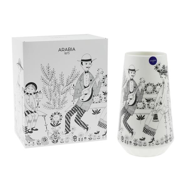 アラビア150周年記念〜2023年のエミリアアラビアを代表するデザイナーであるライヤ・ウオシッキネンが叔母の暮らしから着想したというシリーズのエミリア。使用されているデザインはアイテムごとに異なり、日々の暮らしの一部を切り取ったような物語が...