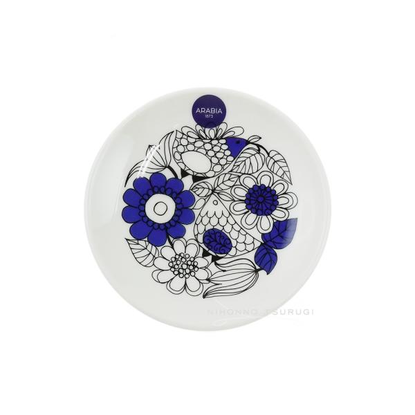 2017年のフィンランド独立100周年を記念して、 独立年である1917年から各年代を代表するアラビアのパターンを一つずつプリントした、10種類のマグカップが制作されました。100年以上の歴史のなかで、代表的なパターンをデザインチームが選出...