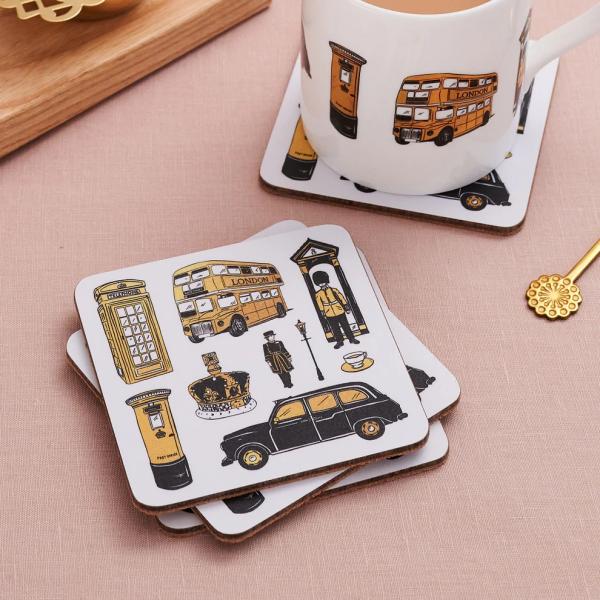 Victoria Eggs はロンドンを拠点とするデザイナー ヴィクトリアさんが手がける、イギリス製のホームウェア＆ギフトブランド 。全てのデザインは 手描き (hand-drawn) にて行われ、その手描きの絵をデータ化して商品を制作して...