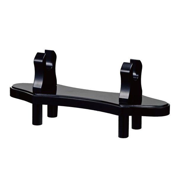 短刀を一本掛けられる刀掛けです。