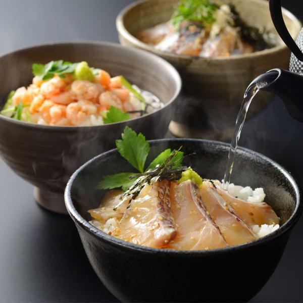 商品名漁師茶漬け 5種セット（アジ・タイ・アサリ・エビ・アワビ）商品概要国産魚介を使用した、だしの旨みを楽しむ本格お茶漬けセットです。アジ・タイ・アサリ・エビ・アワビの5種類を各1袋ずつ詰め合わせました。素材の味を活かしたやさしい味わいで、...