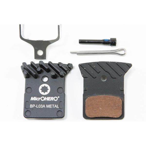 ・高耐熱性、高耐久性、高フリクションの銅メタルパッドになります。レジン製のパッドと比べ、制動力、耐久性が２割アップできると言われております。・互換性のある型番：K04Ti K04S K03Ti K03S L04C L03A・対応モデル：BR...