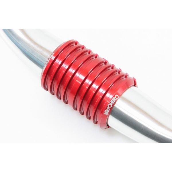 ・MicrOHEROのアルミ合金製ハンドルクランプ変換アダプタになります。・肉抜き加工により強度を保ちながら20gと軽量になります。・こちらのアダプタを使用すればΦ31.8mmサイズのステムにΦ26mmサイズのハンドルの装着が可能になります...