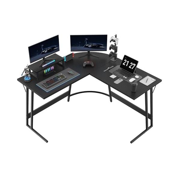 省スペース設計と多機能性 ：L字デスクは、部屋の隅にぴったり合わせる、スペースを最大限に活用できるデザインです。寝室や事務室に設置すれば、広さを感じさせるだけじゃなく、快適な環境を提供し、仕事の効率を確保できます。広いL字天板は、ゲーム機や...