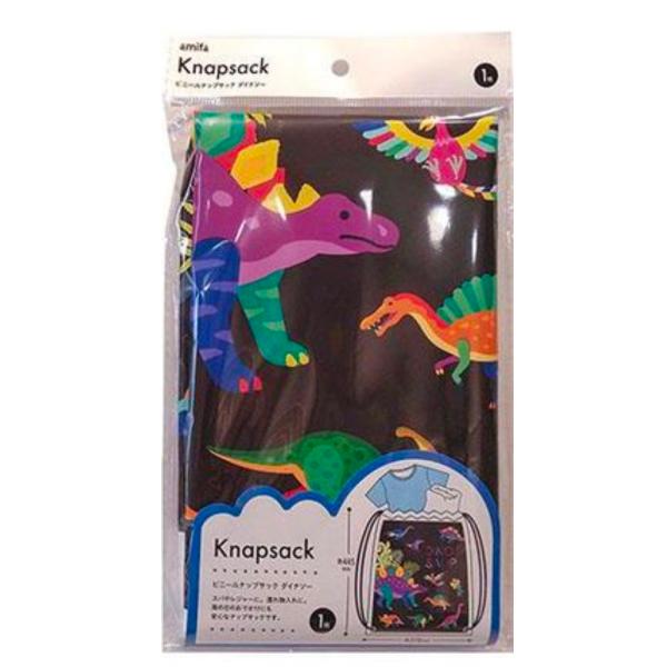 ビニール ナップサック ダイナソー ブラック持ち運びに便利なビニールナップサックです。タオルや衣類などがたっぷり入り、旅行レジャー部活などの場面で大活躍。ジムスパ等での濡れ物入れにもぴったりです。カラフルな恐竜たちが元気いっぱいなデザインで...