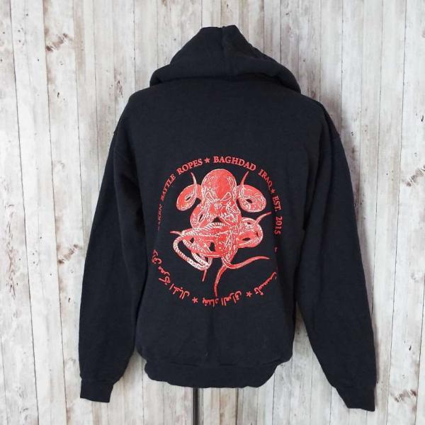 ■レアな輸入古着を中心に、メンズ物＆レディース物をサイズミックスで販売しております。■採寸を参考にご購入いただきますようお願いいたします。【当店スタッフのお薦めポイント】・ワイルドな蛸をモーチーフにした素敵な１着・バックプリント部にスレが見...