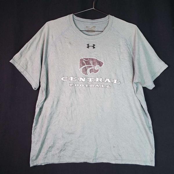 ◆レアな輸入古着を中心に、メンズ物&amp;レディース物をサイズミックスで販売しております。■採寸を参考にご購入いただきますようお願いいたします。【当店スタッフのお薦めポイント】・アンダーアーマーの擦れプリントの素敵な１着・さらっとした素材...