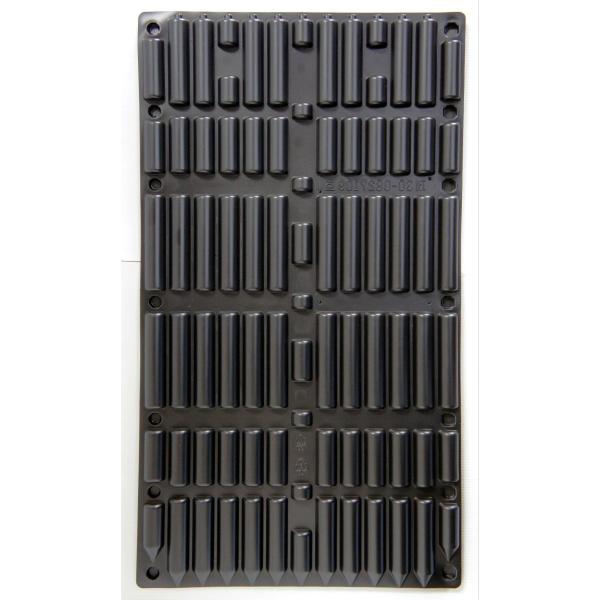 シートの両端がフックのようになっていますので、筒状に組み立てて使用します。塩ビ管を使用する栽培方法もありますが、収穫時筒を切らねばならないのが難点です。この製品ですと、フックを外すだけで簡単に収穫が行えます！シート時：縦61 cm 横 35...