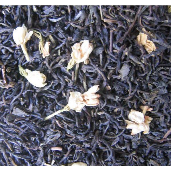 中国緑茶にジャスミンの花の香りをうつし乾燥させ、新しい花と入れ換えて香りをうつし乾燥させる。この作業を3回繰返したお茶です。中華街の中国料理店で出されているタイプです。<br><br>【美味しいお茶のいれ方】<...