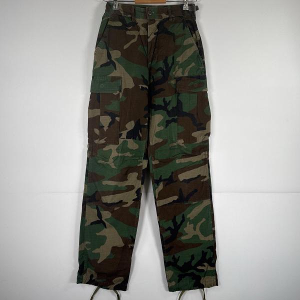 【管理番号】OYB0001134【対象】メンズ【カラー】  グリーン系【季節・シーズン】オールシーズン【生産年】1991【素材】コットン100%【実寸サイズ】総丈：約113cmウエスト：約34cm股下：約84cmワタリ幅：約33cm裾幅：約...