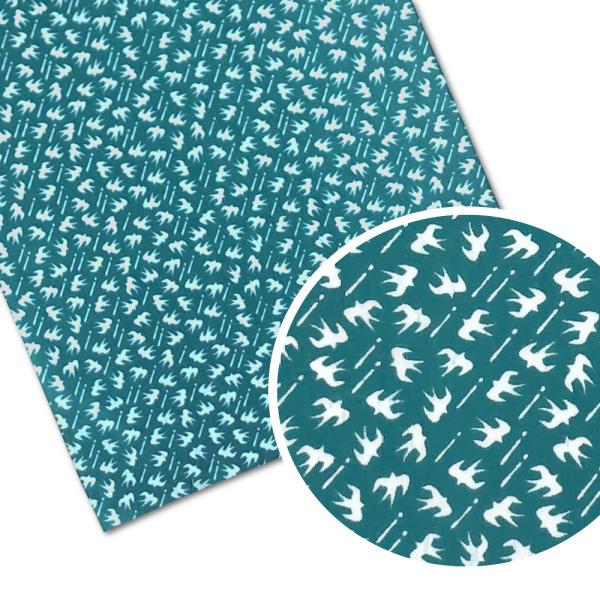 【燕】夫婦交互に子育てをすることから、夫婦円満の縁起物。【小紋シリーズ】伝統的から、かわいい柄、草花、動物柄まで、種類豊富な 手ぬぐい シリーズ。普段使いにピッタリです。■サイズ：約34×90cm■素　材：綿100%（岡生地）■生産国：日本...