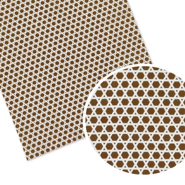 【かごめ】籠目という漢字の中に龍の目があることから魔除けの縁起物【小紋シリーズ】伝統的から、かわいい柄、草花、動物柄まで、種類豊富な 手ぬぐい シリーズ。普段使いにピッタリです。■サイズ：約34×90cm■素　材：綿100%（岡生地）■生産...