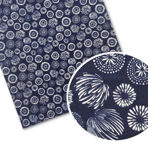 【花火】高く舞い豪快に咲く花、その音と光が邪気を払うとされる魔除けの縁起物【小紋シリーズ】伝統的から、かわいい柄、草花、動物柄まで、種類豊富な 手ぬぐい シリーズ。普段使いにピッタリです。■サイズ：約33×90cm■素　材：綿100%（文生...