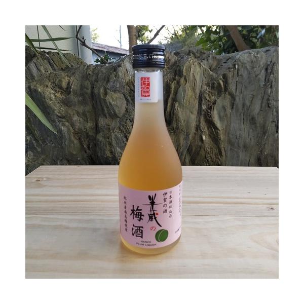 高級梅として知られる和歌山県みなべ町産「南高梅」を伊賀地酒「半蔵」で仕込んだ梅酒です。昔ながらの手作業で漬け込んだこのお酒は、梅の香味と日本酒の風味がバランス良く調和され、甘さ控えめのスッキリとした味わいです。-----------　味わい...