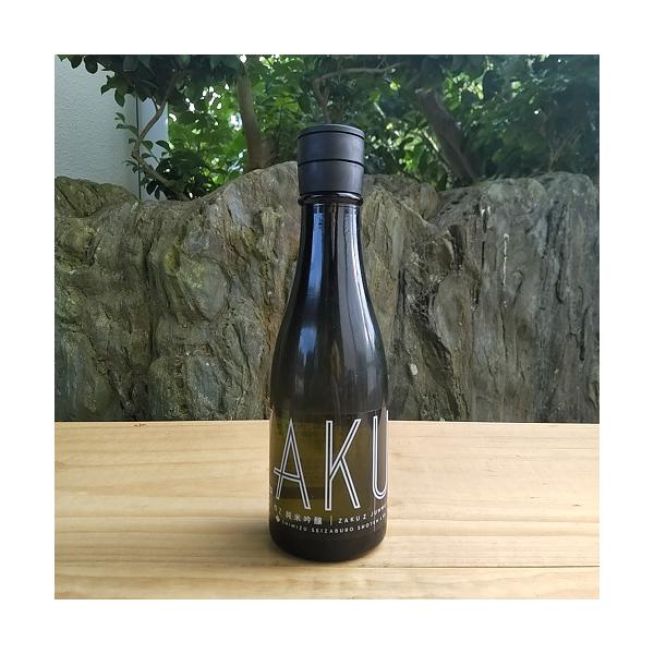 【目指すは究極のキレと透明感。作の酒造りに欠かせぬこと。】作は、隅々に目の行き届く比較的小さなサイズの仕込みタンクを使って作られます。この方が日々細かな変化に目を配らせながら、少しでも良いお酒になるようにコントロールしやすいからです。その年...