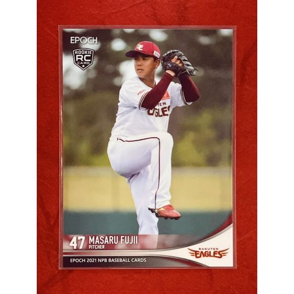 今年度のルーキーを含む監督・選手・OB総勢444名を収録