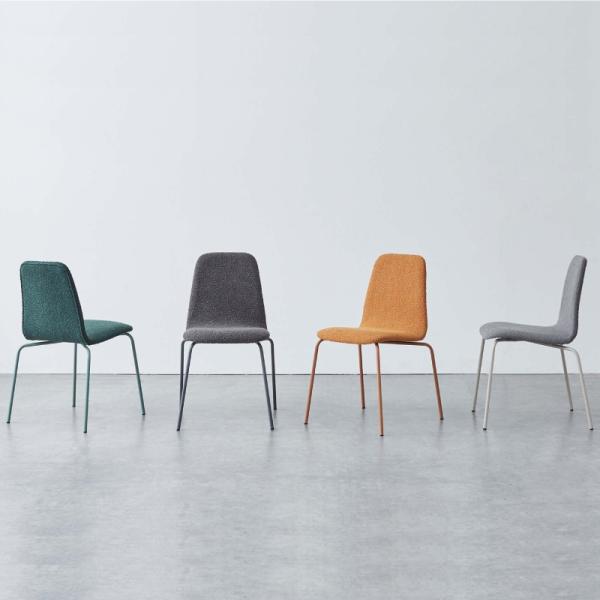 【商品名】ダイニングチェア MORNO（モルノ）【サイズ】幅48cm × 奥行き52.5cm × 高さ77.5cm × 座面高45cm【材質】ファブリック（ポリエステル）・ウレタンフォーム・成形合板・スチール【塗装】液体塗装【備考】スタッキ...