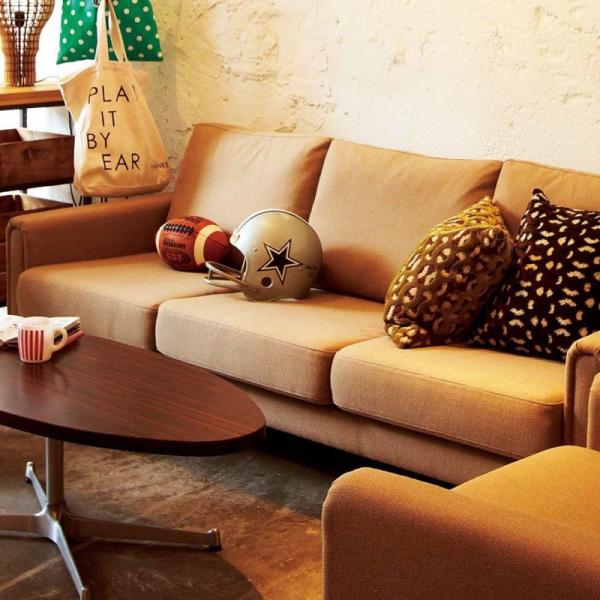 【商品名】Carmona Sofa 3P（カルモナ ソファ 3P）【張地カラー】Cシリーズ（合成皮革）／Oシリーズ（牛革）【サイズ】幅206cm × 奥行き80cm × 高さ78cm × 座面高40cm【材質】背：羽毛クッション脚：ウォール...