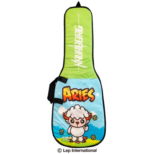 Kavaborg KCE80E Electric Guitar Gig Bagは、手頃かつ軽量にギターを持ち運ぶためのシンプルなギグバッグです。シンプルな構造ですが、厚みのある素材によってギターをしっかり守ります。個性的でポップなデザインは...