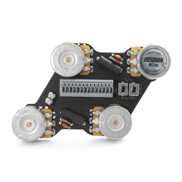 ObsidianWireのVintage MKII for Les Paulは、トラディショナルなレスポールのワイヤリングを使用したハイクオリティなセットアップです。ボリュームを下げたときにもクリアな音色を保つため、 ObsidianWir...
