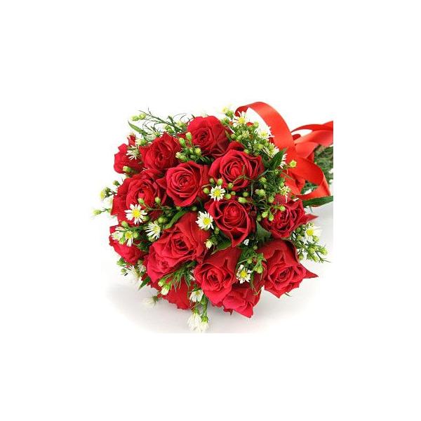 定番！赤バラの花束！！  セール特別割引の花束！！成人式　プレゼントに最適！！特別価格です。こちらの花束 プレゼントは当店のオリジナル商品です。（10本〜16本にてお作りいたします。（通常１５本でおつくりします。））還暦祝い、成人式、送別、...