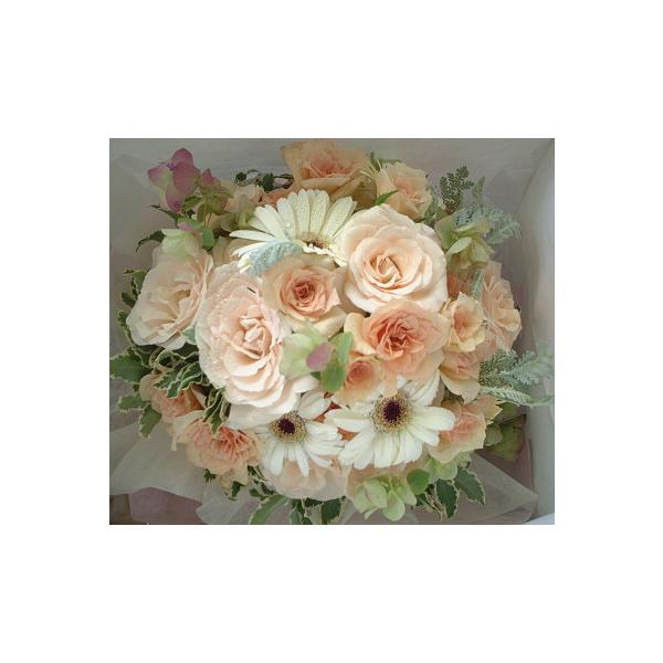 プレゼント 花人気ランキング 上位常連　成人式　開店祝い旬な季節のお花を使って、当店デザイナーが一つ一つお仕立ていたします。成人式 対応 当店より全国に成人式 花 宅配いたします。成人式詳細は下記をご覧ください。 条件付き 送料無料：330...