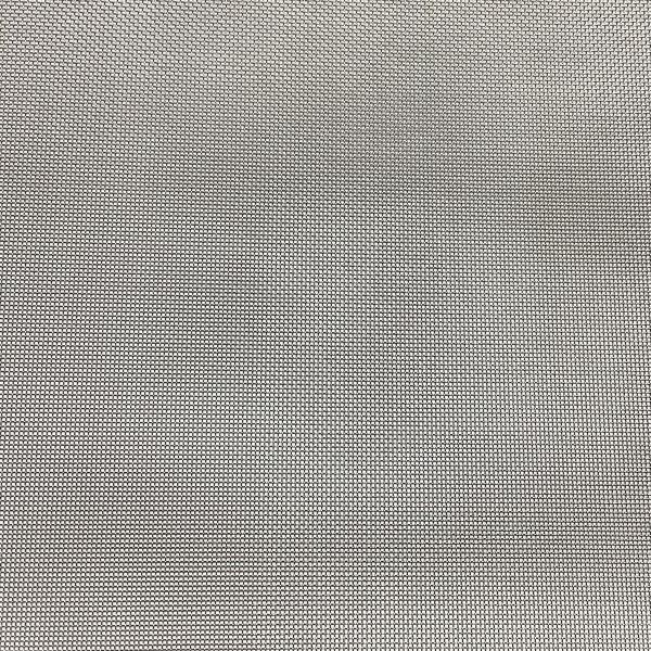 ステンレスメッシュ 金網メッシュ SUS304 平織 金網 35メッシュ 線径0.22mm 目開き0.506ｍｍ 幅1000mm 長さ1mステンレス金網メッシュは耐薬品性に優れ、目開きも20μｍからの取り扱いがあることから高精度の薬品、薬液...