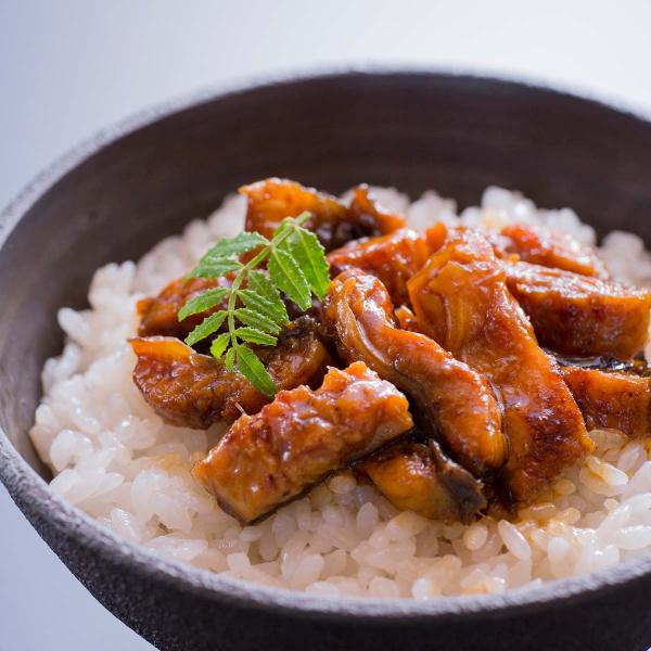 原材料:うなぎ(九州産)、醤油(小麦・大豆を含む)、味醂、発酵調味料、砂糖/増粘剤(加工澱粉)産地:日本内容量:10袋(500g)温度帯:冷凍アレルギー表示:小麦、大豆メーカー名:株式会社鰻楽  宮崎県宮崎市塩路2300◆商品説明◆食べやす...