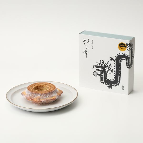 内容量:1個入り温度帯:常温アレルギー表示:卵、乳成分、アーモンド、オレンジメーカー名:有限会社瑞宝軒  三重県亀山市御幸町231番地◆商品説明◆伊勢神宮奉納米「結びの神」の米粉を使ったバームクーヘンです。一等米を自社にて米粉にしています。...