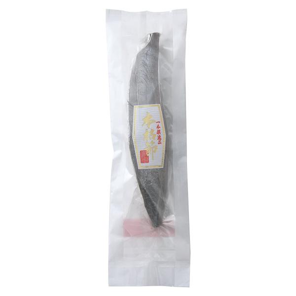 原材料:かつお(国産)サイズ:380×110×70(mm)産地:日本内容量:1本(約225g)温度帯:常温アレルギー表示:なしメーカー名:株式会社丸俊  鹿児島県鹿児島市小松原1丁目46-1◆商品説明◆かつお節の最高峰といわれ、カビ付けと天...