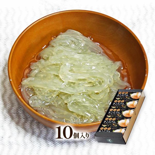 原材料:ところてん:テングサ、醸造酢たれ(あごだし):砂糖、しょうゆ、蛋白加水分解物、醸造酢、ぶどう糖果糖液糖、食塩、かつおエキス、魚介パウダー/調味料(アミノ酸等)、カラメル色素、増粘剤(キサンタン)、甘味料(スクラロース)、(一部に小麦...