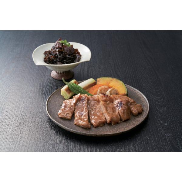 「＜ぎおん割烹なか川＞うなぎ昆布と豚肉西京味噌仕立て」　京都西京味噌の味噌ダレを使用した国産豚肉とつまみや茶漬けでお楽しみいただけるうなぎ昆布とのセットです。　G0002_25_07