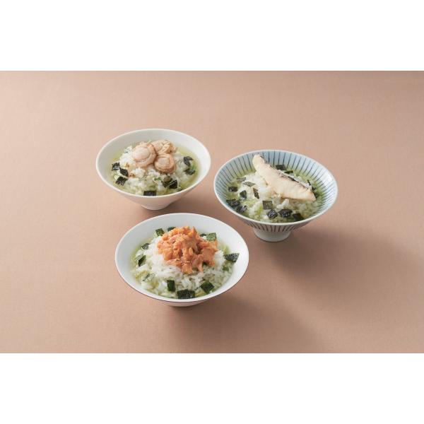 「贅沢だし茶漬けセット」　優しい味わいの真鯛、ほどよく脂が乗った銀鮭、柔らかく甘みのある帆立。3種のお茶漬けセットです。　G0002_25_07