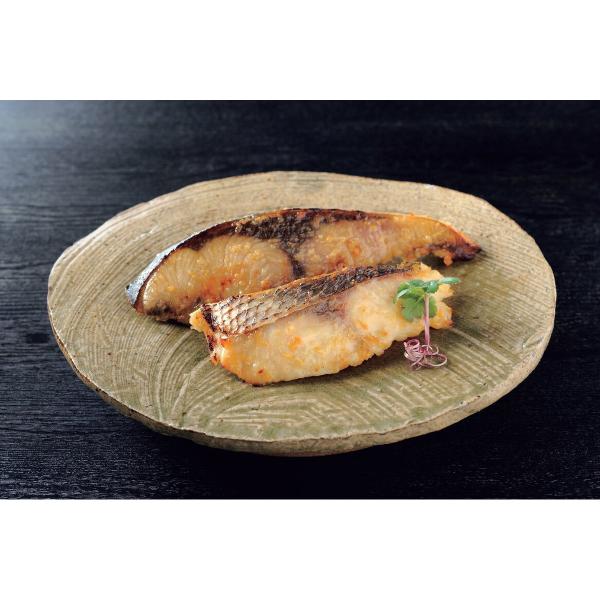 「天然ぶり・真鯛味噌漬　ブリ８／タイ５」　国産天然鰤と福井県産真鯛を白味噌で漬け込みました。　G0002_25_07